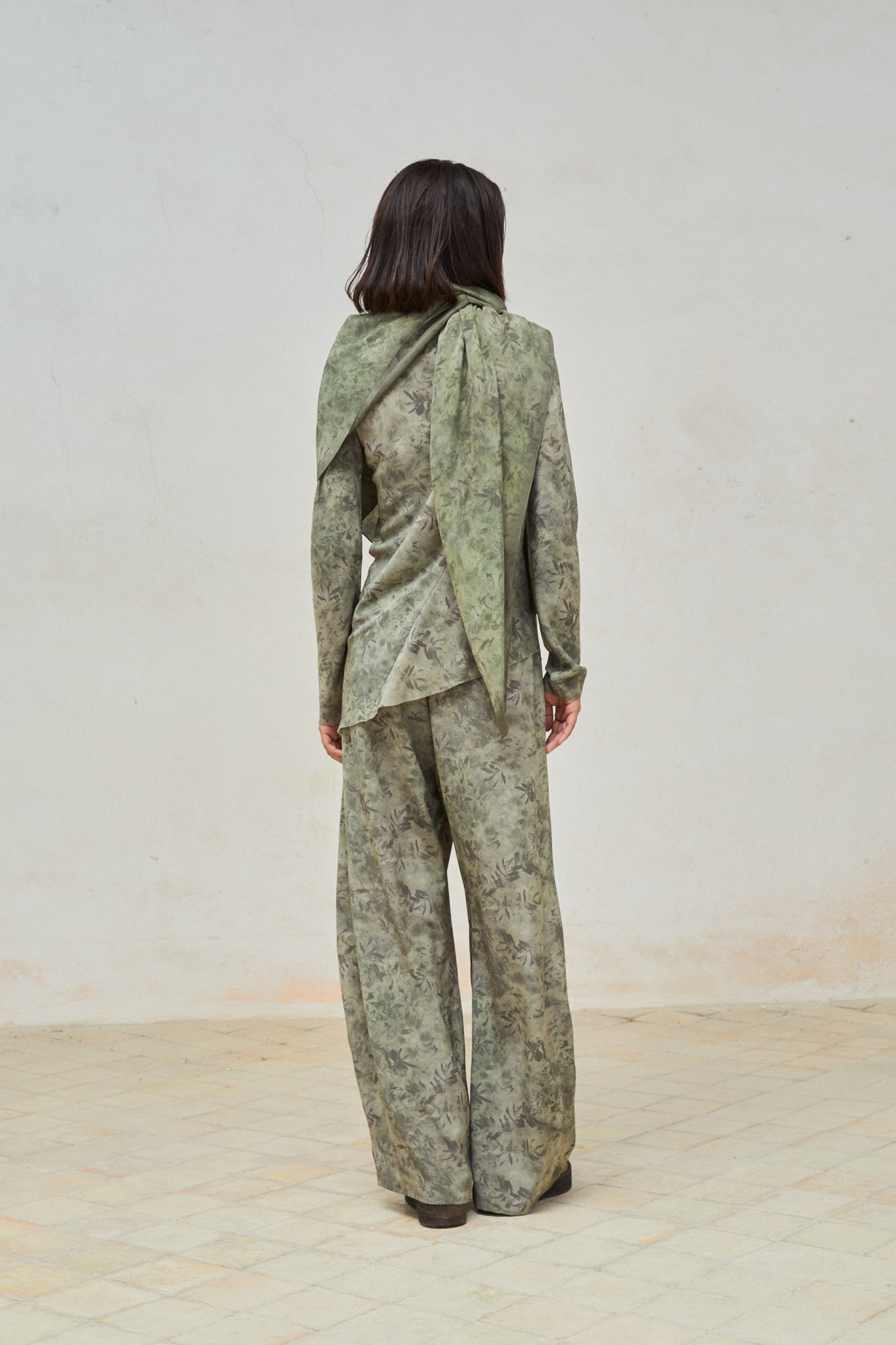 Cortana - Salma, herba print silk stole